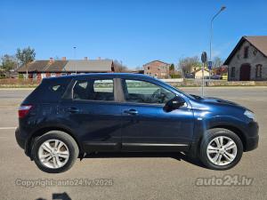 Blue Nissan Qashqai 2011 in Paide, with an engine capacity of 1.60 L and mileage of 166 thousand km for 5650 €, photo 7 on AUTOMOTO.COM.LV