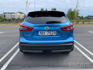 Blue Nissan Qashqai 2017 in Riga, with an engine capacity of 1.20 L and mileage of 84 thousand km for 11700 €, photo 6 on AUTOMOTO.COM.LV