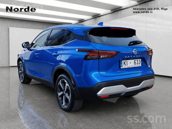 Nissan Qashqai 2021 in Riga on AUTOMOTO.COM.LV Blue Nissan Qashqai 2021 in Riga, with an engine capacity of 1.30 L and mileage of 104 thousand km for 18980 €, photo 5 on AUTOMOTO.COM.LV