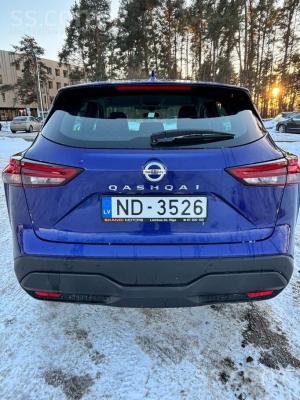 Blue Nissan Qashqai 2022 in Riga, with an engine capacity of 1.30 L and mileage of 53 thousand km for 21200 €, photo 11 on AUTOMOTO.COM.LV