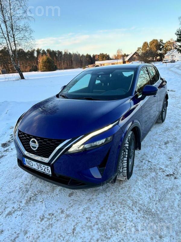Blue Nissan Qashqai 2022 in Riga, with an engine capacity of 1.30 L and mileage of 53 thousand km for 20500 €, photo 1 on AUTOMOTO.COM.LV