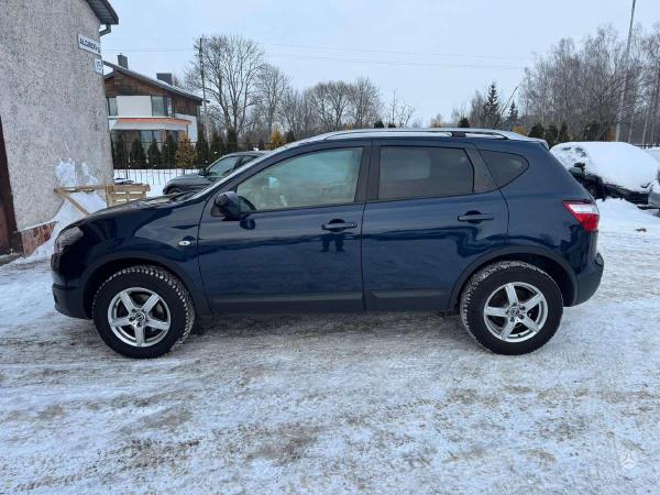 Blue Nissan Qashqai 2011 in Jurbarkas, with an engine capacity of 1.50 L and mileage of 207 thousand km for 4950 €, photo 1 on AUTOMOTO.COM.LV