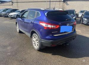 Zils Nissan Qashqai 2015 Tauragė, ar dzinēja tilpumu 1.60 L un nobraukumu 250 tūkst. km par 6000 €, foto 5 vietnē AUTOMOTO.COM.LV