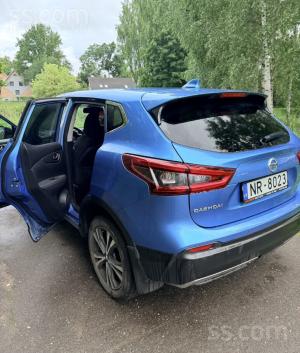 Zils Nissan Qashqai 2018 Rīga, ar dzinēja tilpumu 1.20 L un nobraukumu 138 tūkst. km par 10500 €, foto 5 vietnē AUTOMOTO.COM.LV