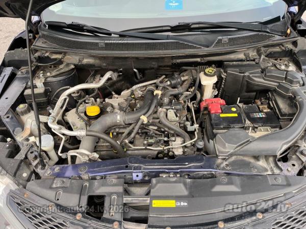 Zils Nissan Qashqai 2014 Tallina, ar dzinēja tilpumu 1.20 L un nobraukumu 71 tūkst. km par 8500 €, foto 11 vietnē AUTOMOTO.COM.LV