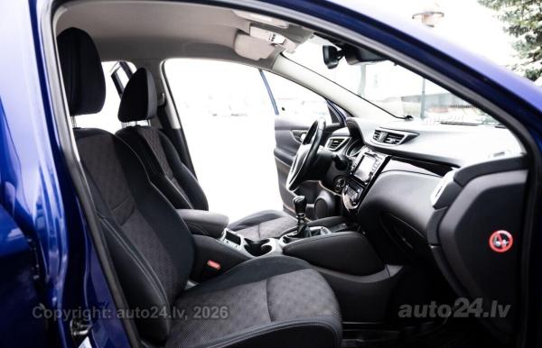 Blue Nissan Qashqai 2014 in Tallinn, with an engine capacity of 1.20 L and mileage of 124 thousand km for 7390 €, photo 10 on AUTOMOTO.COM.LV