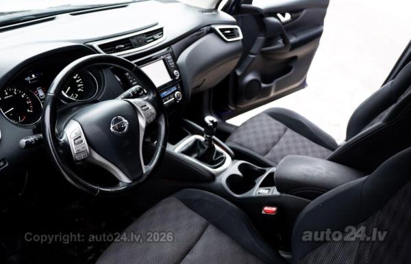 Zils Nissan Qashqai 2014 Tallina, ar dzinēja tilpumu 1.20 L un nobraukumu 124 tūkst. km par 7390 €, foto 7 vietnē AUTOMOTO.COM.LV