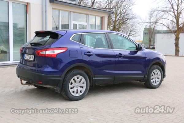 Blue Nissan Qashqai 2014 in Tartu, with an engine capacity of 1.20 L and mileage of 206 thousand km for 6990 €, photo 5 on AUTOMOTO.COM.LV