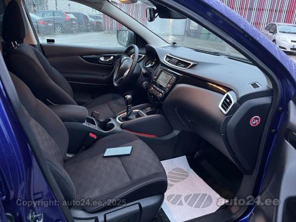Blue Nissan Qashqai 2015 in Tallinn, with an engine capacity of 1.50 L and mileage of 134 thousand km for 12300 €, photo 8 on AUTOMOTO.COM.LV