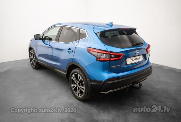 Blue Nissan Qashqai 2018 in Tallinn, with an engine capacity of 1.20 L and mileage of 163 thousand km for 10999 €, photo 6 on AUTOMOTO.COM.LV