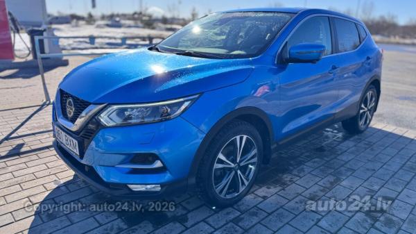Blue Nissan Qashqai 2018 in Rakvere, with an engine capacity of 1.20 L and mileage of 75 thousand km for 11000 €, photo 4 on AUTOMOTO.COM.LV