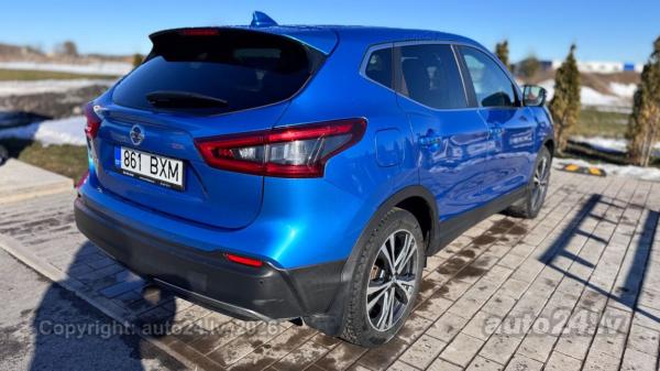 Blue Nissan Qashqai 2018 in Rakvere, with an engine capacity of 1.20 L and mileage of 75 thousand km for 11000 €, photo 7 on AUTOMOTO.COM.LV