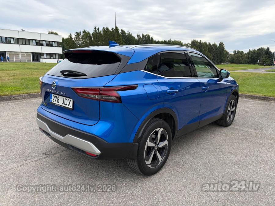 Blue Nissan Qashqai 2021 in Tallinn, with an engine capacity of 1.30 L and mileage of 61 thousand km for 20990 €, photo 5 on AUTOMOTO.COM.LV