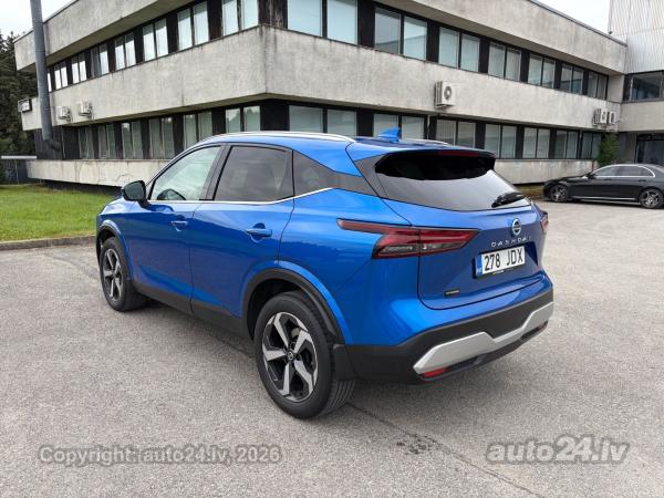 Blue Nissan Qashqai 2021 in Tallinn, with an engine capacity of 1.30 L and mileage of 61 thousand km for 20990 €, photo 6 on AUTOMOTO.COM.LV