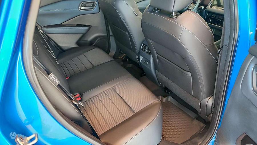 Zils Nissan Qashqai 2023 Šauļi, ar dzinēja tilpumu 1.33 L un nobraukumu 18 tūkst. km par 22500 €, foto 16 vietnē AUTOMOTO.COM.LV