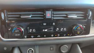 Zils Nissan Qashqai 2023 Šauļi, ar dzinēja tilpumu 1.33 L un nobraukumu 18 tūkst. km par 22500 €, foto 24 vietnē AUTOMOTO.COM.LV