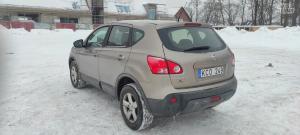 Brown Nissan Qashqai 2007 in Klaipeda, with an engine capacity of 2.00 L and mileage of 262 thousand km for 3600 €, photo 4 on AUTOMOTO.COM.LV