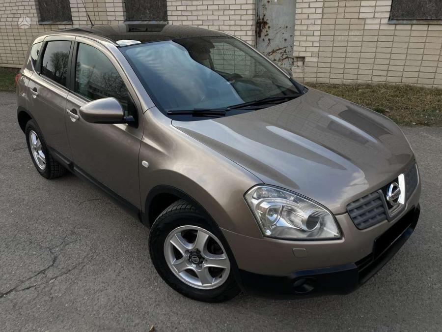 Brown Nissan Qashqai 2007 in Vilnius, with an engine capacity of 2.00 L and mileage of 256 thousand km for 3950 €, photo 14 on AUTOMOTO.COM.LV