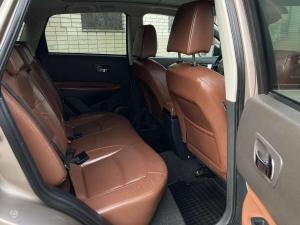 Brown Nissan Qashqai 2007 in Vilnius, with an engine capacity of 2.00 L and mileage of 256 thousand km for 3950 €, photo 23 on AUTOMOTO.COM.LV