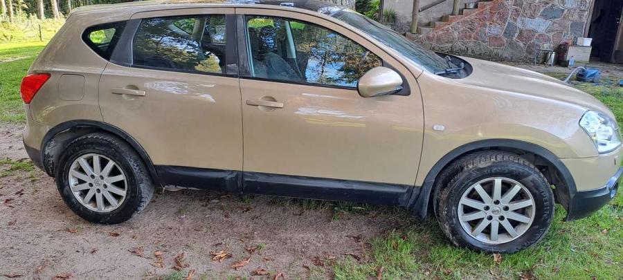 Brūns Nissan Qashqai 2007 Telšiai, ar dzinēja tilpumu 2.00 L un nobraukumu 322 tūkst. km par 2650 €, foto 7 vietnē AUTOMOTO.COM.LV