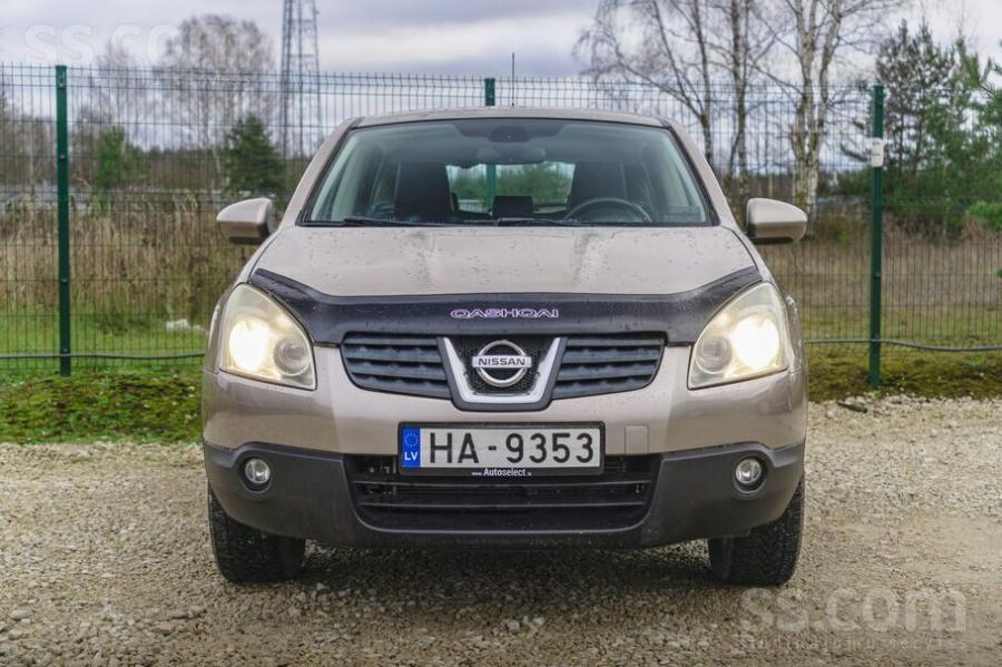 Brūns Nissan Qashqai 2008 Rīga, ar dzinēja tilpumu 2.00 L un nobraukumu 187 tūkst. km par 4990 €, foto 2 vietnē AUTOMOTO.COM.LV