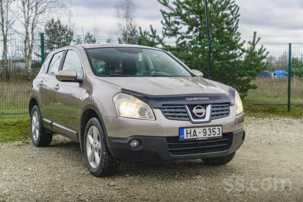 Brūns Nissan Qashqai 2008 Rīga, ar dzinēja tilpumu 2.00 L un nobraukumu 187 tūkst. km par 4990 €, foto 3 vietnē AUTOMOTO.COM.LV