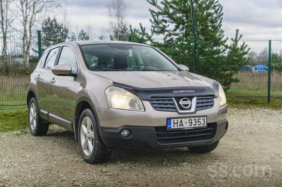 Brūns Nissan Qashqai 2008 Rīga, ar dzinēja tilpumu 2.00 L un nobraukumu 187 tūkst. km par 4990 €, foto 3 vietnē AUTOMOTO.COM.LV