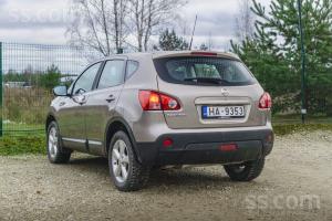 Brūns Nissan Qashqai 2008 Rīga, ar dzinēja tilpumu 2.00 L un nobraukumu 187 tūkst. km par 4990 €, foto 4 vietnē AUTOMOTO.COM.LV