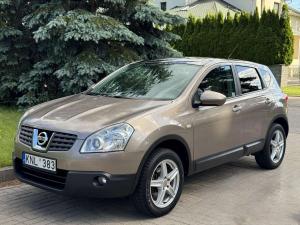 Brūns Nissan Qashqai 2008 Viļņa, ar dzinēja tilpumu 1.46 L un nobraukumu 353 tūkst. km par 2750 €, foto  vietnē AUTOMOTO.COM.LV