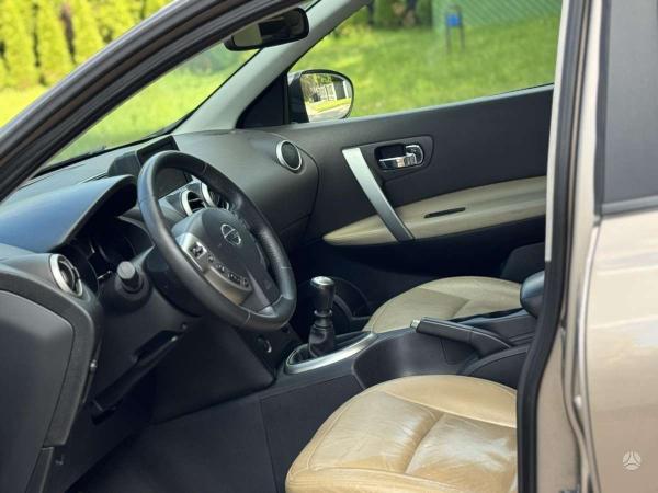 Brūns Nissan Qashqai 2008 Viļņa, ar dzinēja tilpumu 1.46 L un nobraukumu 353 tūkst. km par 2750 €, foto 7 vietnē AUTOMOTO.COM.LV
