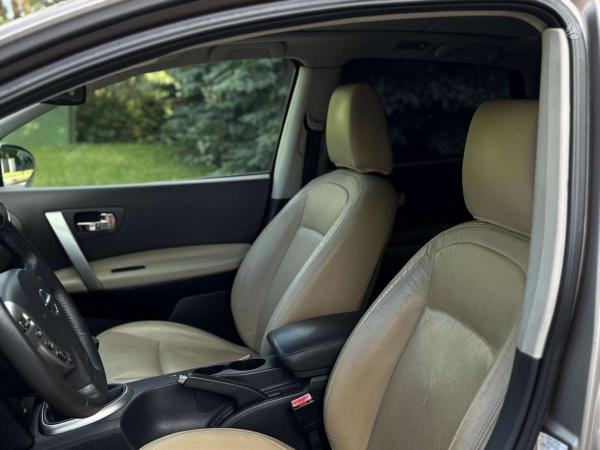 Brūns Nissan Qashqai 2008 Viļņa, ar dzinēja tilpumu 1.46 L un nobraukumu 353 tūkst. km par 2750 €, foto 8 vietnē AUTOMOTO.COM.LV