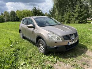 Brūns Nissan Qashqai 2008 Viļņa, ar dzinēja tilpumu 2.00 L un nobraukumu 345 tūkst. km par 1750 €, foto 3 vietnē AUTOMOTO.COM.LV