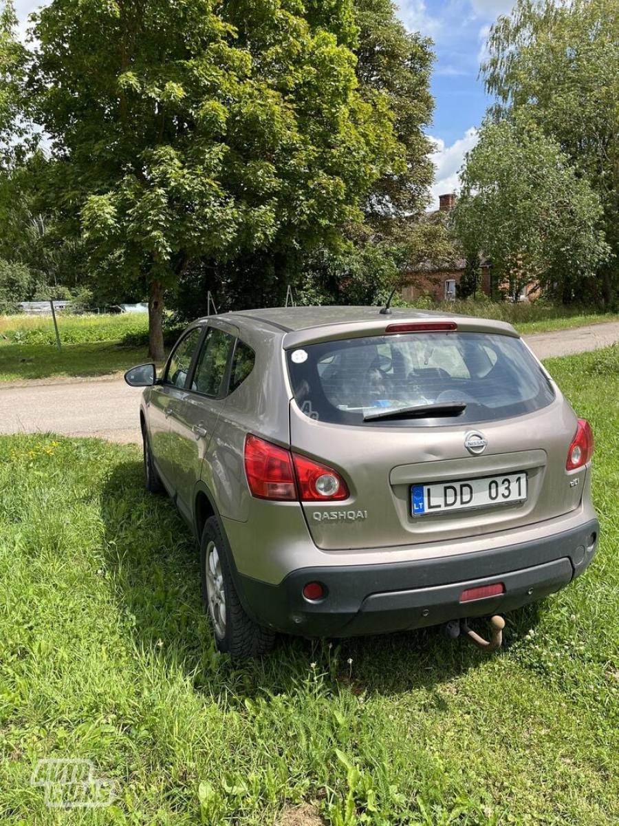 Brūns Nissan Qashqai 2008 Viļņa, ar dzinēja tilpumu 2.00 L un nobraukumu 345 tūkst. km par 1750 €, foto 5 vietnē AUTOMOTO.COM.LV