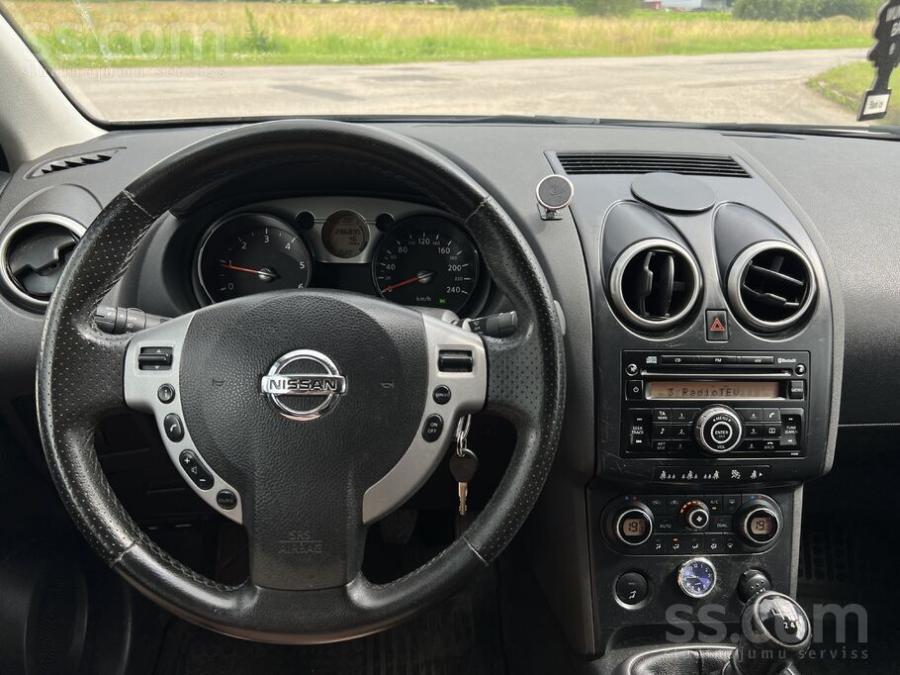 Brūns Nissan Qashqai 2008 Cēsis, ar dzinēja tilpumu 1.50 L un nobraukumu 287 tūkst. km par 3900 €, foto 20 vietnē AUTOMOTO.COM.LV