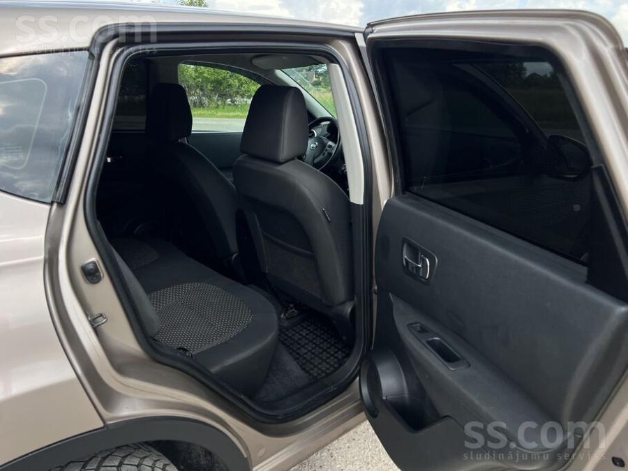 Brūns Nissan Qashqai 2008 Cēsis, ar dzinēja tilpumu 1.50 L un nobraukumu 287 tūkst. km par 3900 €, foto 23 vietnē AUTOMOTO.COM.LV