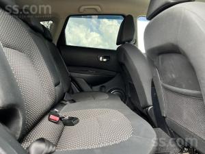 Brūns Nissan Qashqai 2008 Cēsis, ar dzinēja tilpumu 1.50 L un nobraukumu 287 tūkst. km par 3900 €, foto 24 vietnē AUTOMOTO.COM.LV