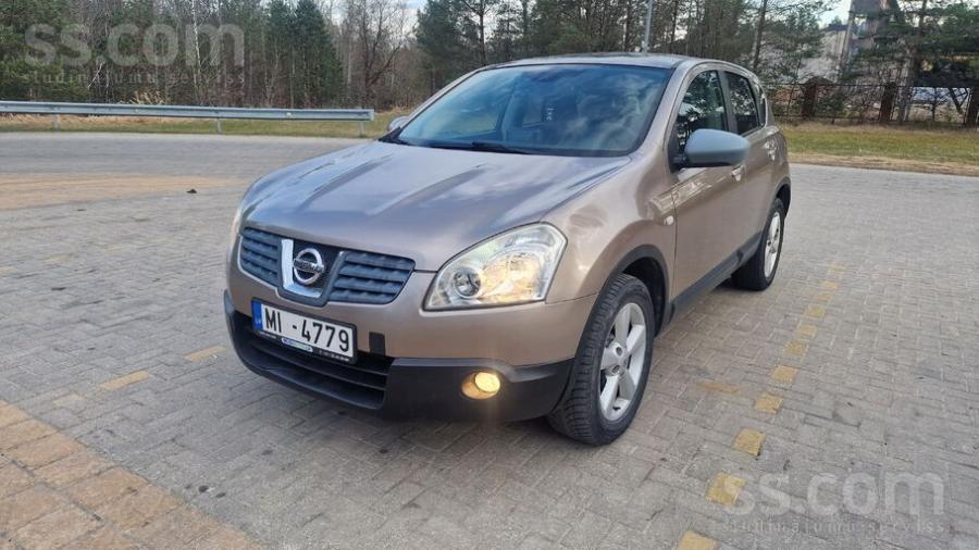 Brūns Nissan Qashqai 2008 Rīga, ar dzinēja tilpumu 2.00 L un nobraukumu 310 tūkst. km par 3700 €, foto 1 vietnē AUTOMOTO.COM.LV