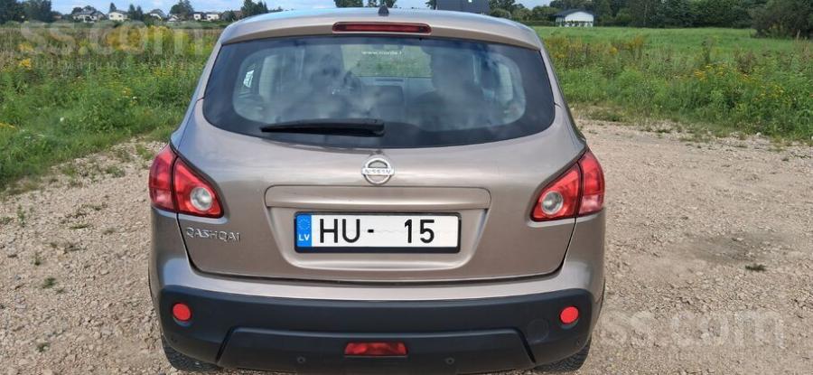 Brūns Nissan Qashqai 2008 Rīga, ar dzinēja tilpumu 2.00 L un nobraukumu 117 tūkst. km par 3800 €, foto 4 vietnē AUTOMOTO.COM.LV