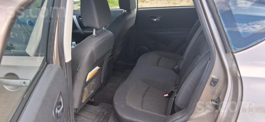 Brūns Nissan Qashqai 2008 Rīga, ar dzinēja tilpumu 2.00 L un nobraukumu 117 tūkst. km par 3800 €, foto 8 vietnē AUTOMOTO.COM.LV