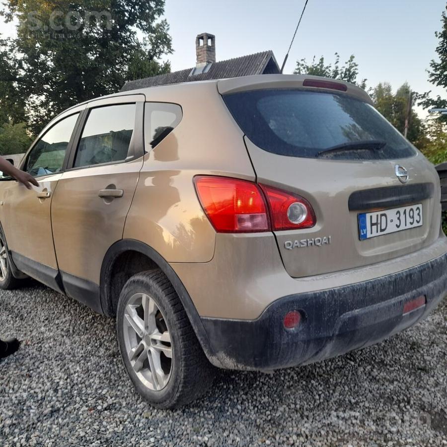 Brūns Nissan Qashqai 2008 Ogre, ar dzinēja tilpumu 1.60 L un nobraukumu 347 tūkst. km par 2200 €, foto 7 vietnē AUTOMOTO.COM.LV