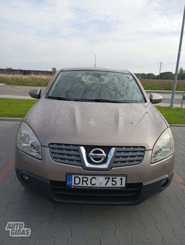 Brown Nissan Qashqai 2008 in Siauliai, with an engine capacity of 2.00 L and mileage of 220 thousand km for 3900 €, photo 5 on AUTOMOTO.COM.LV
