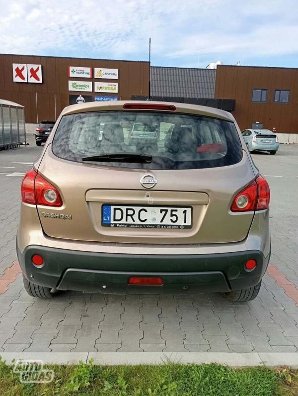Brown Nissan Qashqai 2008 in Siauliai, with an engine capacity of 2.00 L and mileage of 220 thousand km for 3900 €, photo 7 on AUTOMOTO.COM.LV