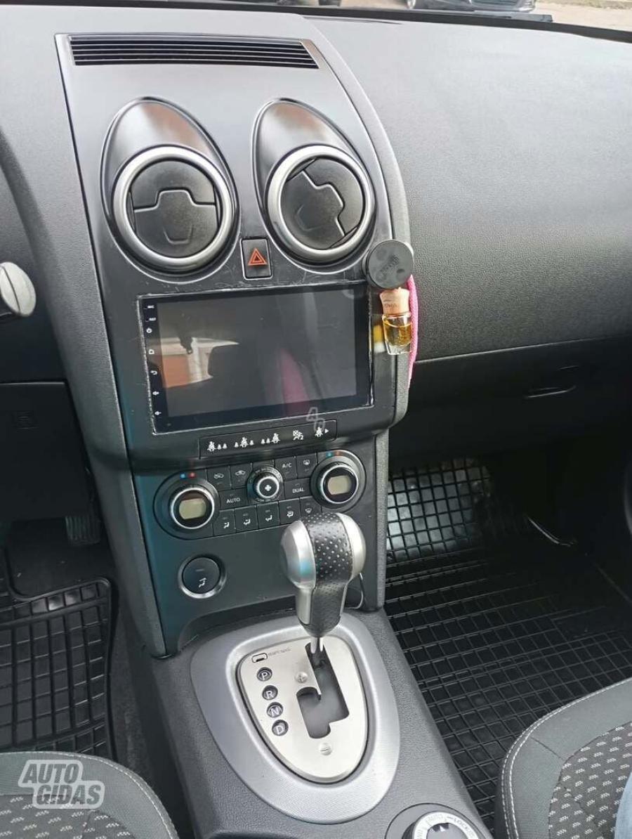 Brūns Nissan Qashqai 2008 Šauļi, ar dzinēja tilpumu 2.00 L un nobraukumu 220 tūkst. km par 3900 €, foto 11 vietnē AUTOMOTO.COM.LV