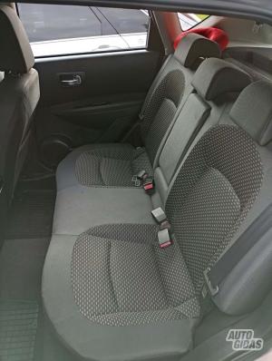 Brūns Nissan Qashqai 2008 Šauļi, ar dzinēja tilpumu 2.00 L un nobraukumu 220 tūkst. km par 3900 €, foto 15 vietnē AUTOMOTO.COM.LV