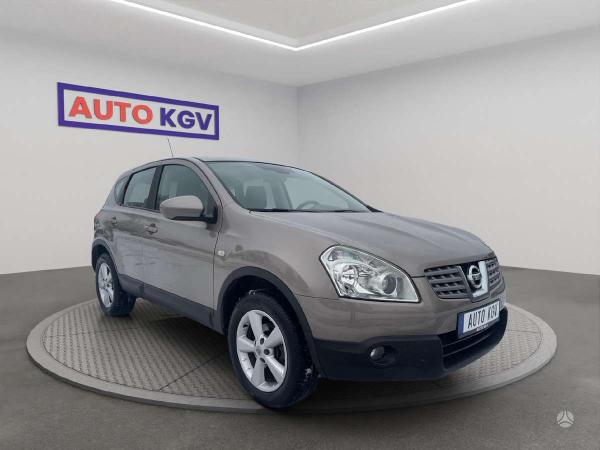 Brown Nissan Qashqai 2009 in Vilnius, with an engine capacity of 2.00 L and mileage of 215 thousand km for 4999 €, photo 6 on AUTOMOTO.COM.LV