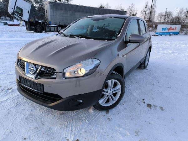 Brown Nissan Qashqai 2010 in Alytus, with an engine capacity of 1.46 L and mileage of 277 thousand km for 5800 €, photo 2 on AUTOMOTO.COM.LV