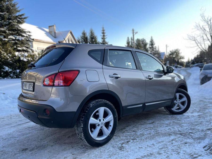 Brūns Nissan Qashqai 2010 Viļņa, ar dzinēja tilpumu 2.00 L un nobraukumu 135 tūkst. km par 4450 €, foto 11 vietnē AUTOMOTO.COM.LV