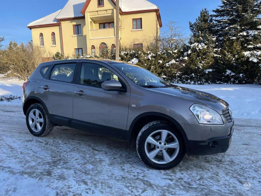 Brūns Nissan Qashqai 2010 Viļņa, ar dzinēja tilpumu 2.00 L un nobraukumu 135 tūkst. km par 4450 €, foto 13 vietnē AUTOMOTO.COM.LV