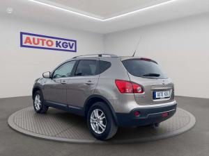 Brūns Nissan Qashqai 2010 Viļņa, ar dzinēja tilpumu 2.00 L un nobraukumu 251 tūkst. km par 5999 €, foto 4 vietnē AUTOMOTO.COM.LV
