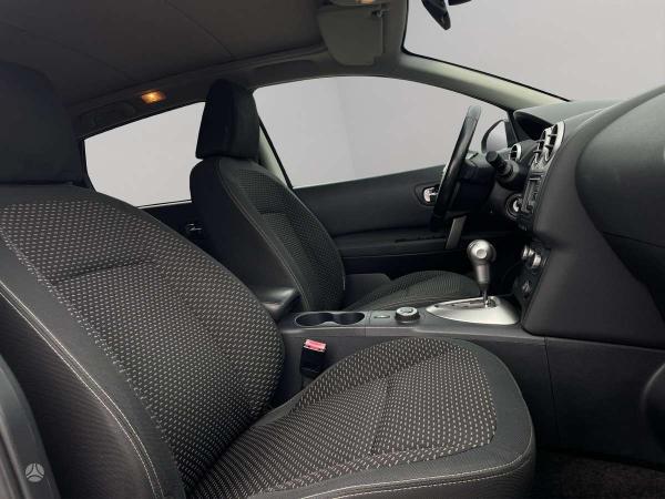 Brown Nissan Qashqai 2010 in Vilnius, with an engine capacity of 2.00 L and mileage of 251 thousand km for 5999 €, photo 8 on AUTOMOTO.COM.LV